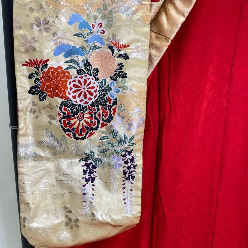 色打掛 金 撮影用 結婚式 花嫁衣装 打掛 裄66m 身丈190cm 美品 Mサイズ 1713 : 祥美苑ハートランド - 通販 - Yahoo!ショッピング