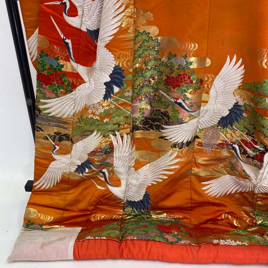 色打掛 正絹 鶴 松 刺繍 オレンジ 金 打掛 花嫁衣裳 婚礼 リサイクル 中古 ブライダル ウエディング 着物 2639 :26390109:祥美苑ハートランド - 通販 - Yahoo ...