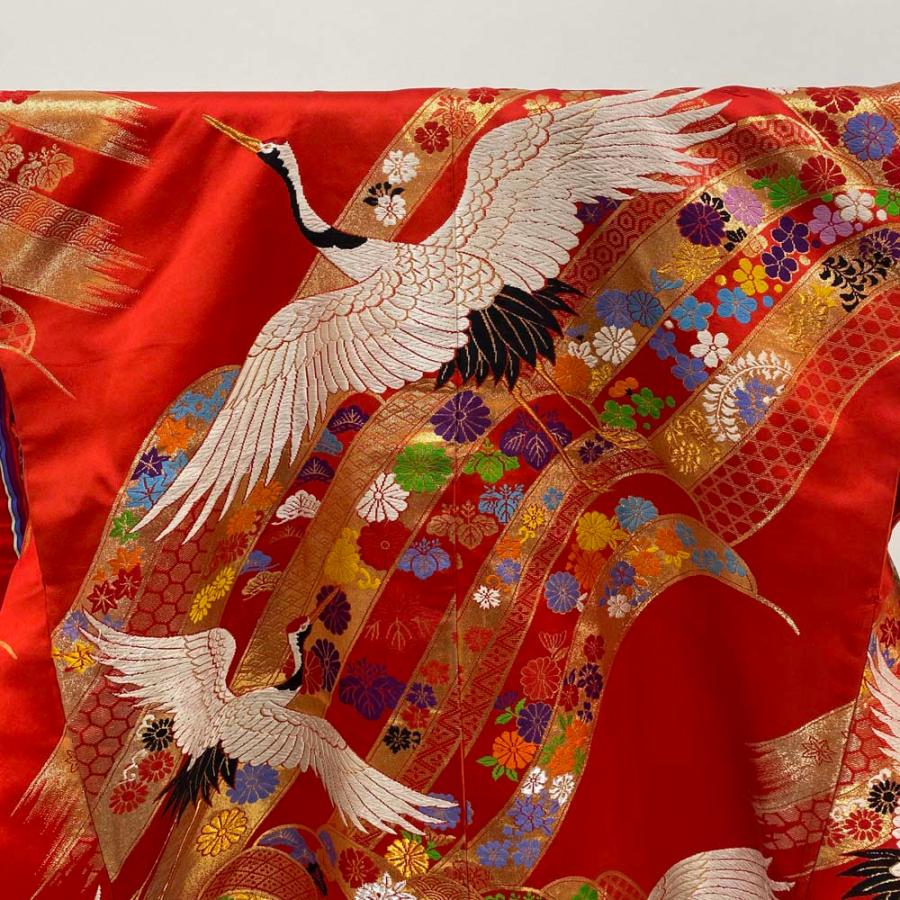 色打掛 正絹 鶴 刺繍 赤 打掛 Mサイズ 裄64.5 花嫁衣裳 婚礼 リサイクル 中古 ブライダル ウエディング 着物 4031 : 祥美苑ハートランド - 通販 - Yahoo!ショッピング