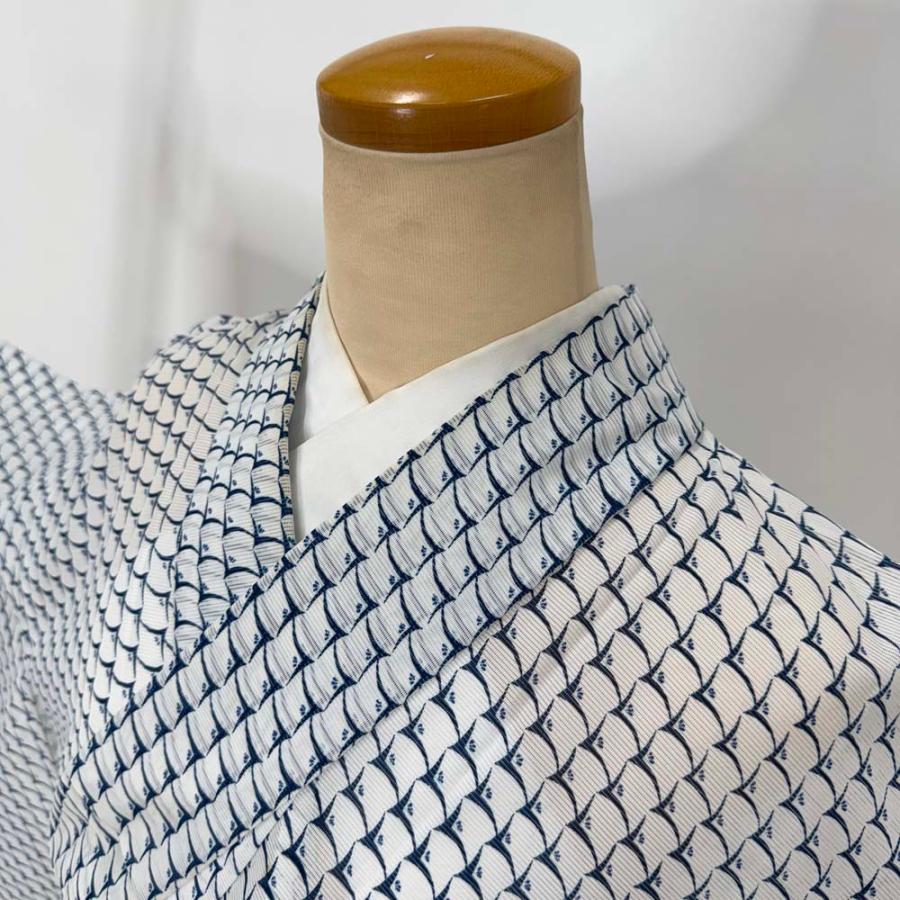 小紋 夏 絽 夏用 洗える着物 裄60.8cm 身丈149.5cm 花柄 お洒落着 普段着 ポリエステル 白 美品 S サイズ 4319 : 祥美苑ハートランド - 通販 - Yahoo!ショッピング