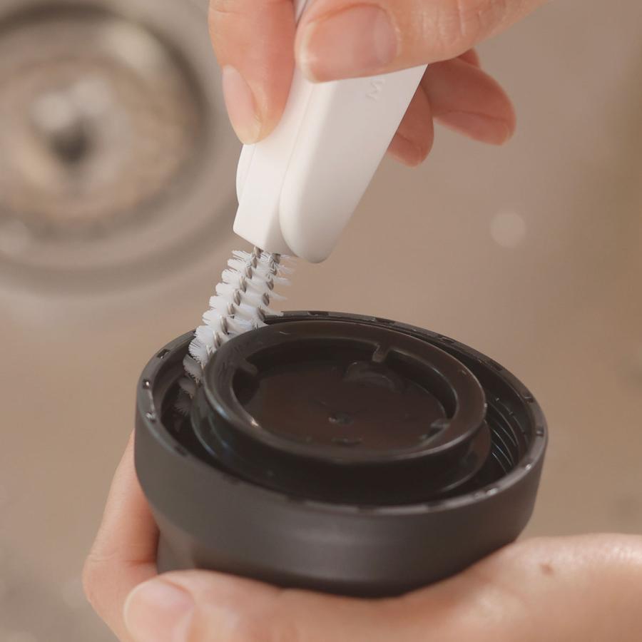 マーナ(marna) 水筒すき間洗いブラシ K683W ホワイト マイボトル タンブラー ゴムパッキン 茶渋 :4976404268314:ダイユーエイト収納ナビ.com - 通販 ...