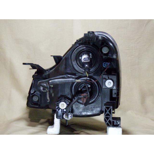 コーティング済 ブルーバードシルフィ DBA-NG11 右ヘッドランプ/ヘッドライト 15M4 4WD コイト 100-63823 26010-EW000 : 鈴木商会ELVストア - 通販 ...