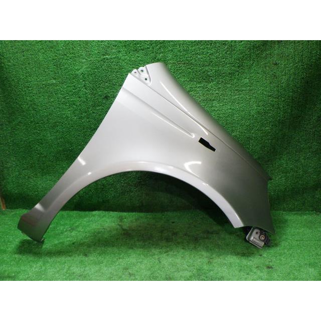 ヴィッツ TA-NCP15 右フロントフェンダー F D 10ミリオン 4WD 1D2 53811-52010 : 鈴木商会ヤフーショッピング ...