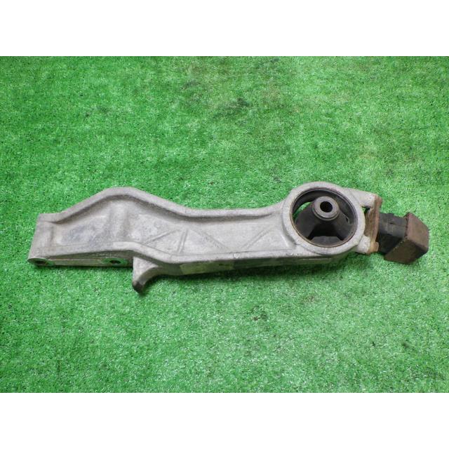 アルファード DBA-ANH15W 「デフマウント」 V AS 4WD 8人 52380-58010 : 鈴木商会ELVストア - 通販 ...