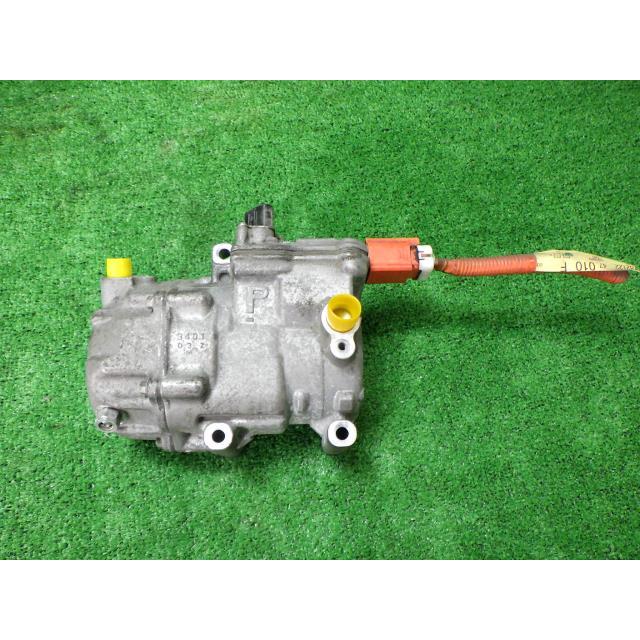 プリウス DAA-ZVW30 エアコンコンプレッサー S 8V0 デンソー ES14C,042200-0212 88370-47030 ...