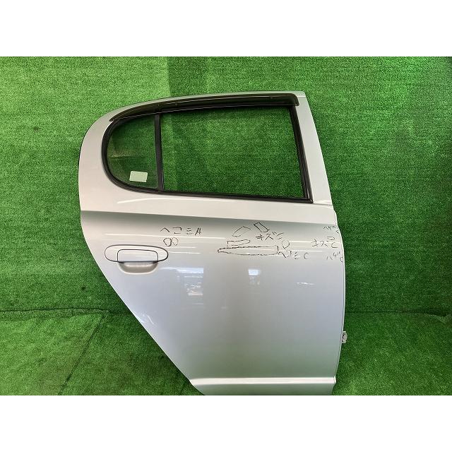 ヴィッツ TA-NCP15 右リアドア F D 10ミリオン 4WD 199 アサヒ M2H3 67003-52011 : 鈴木商会ヤフー ...