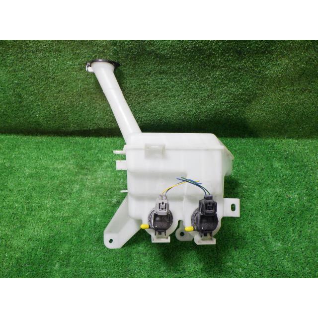 ヴィッツ DBA-NSP130 ウォッシャータンク F 1G3 85315-52300 : 鈴木商会ヤフーショッピング店 - 通販 - Yahoo!ショッピング