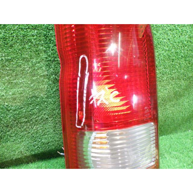 レジアスエース LDF-KDH206V 左テールランプ/テールライト ロングDX 4WD 9人 1T 599 コイト 26-120 81561-26201 : 鈴木商会ヤフーショッピング店 ...