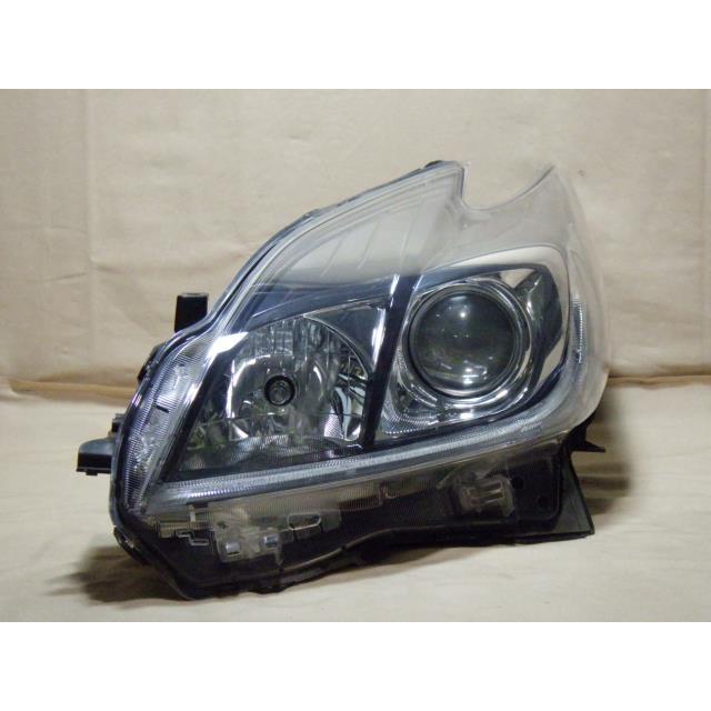 コーティング済 プリウス DAA-ZVW30 左ヘッドランプ/ヘッドライト S コイト 47-52 81150-47411 : ...