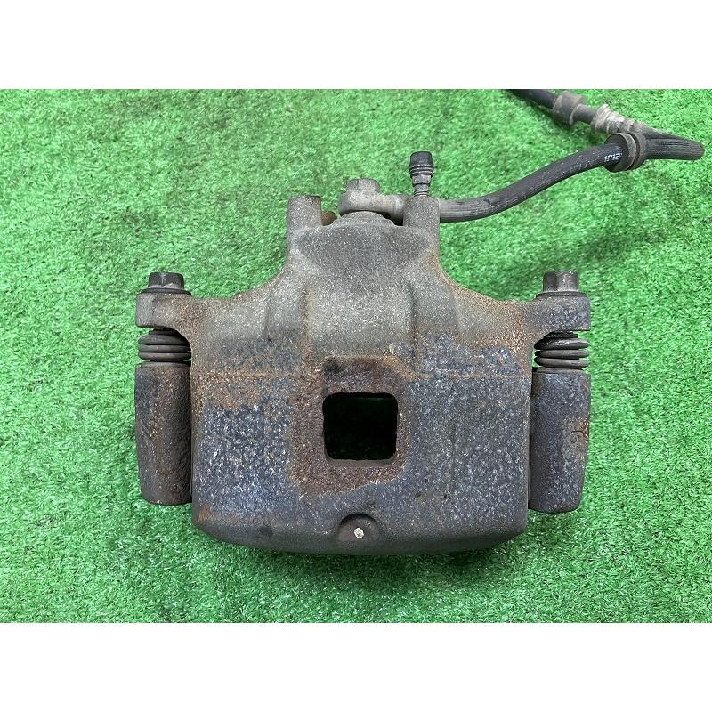 三菱（MITSUBISHI） デリカD5 CV5W 左フロントキャリパー C2 G ナビパッケージ 8人 4605A257 W23 : 鈴木 ...