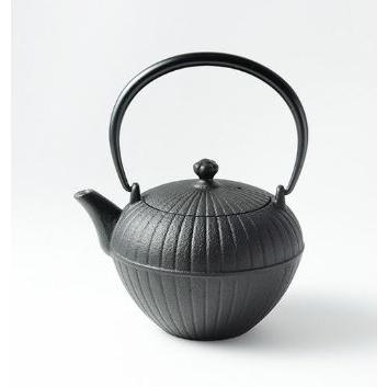 及源鋳造 (正規品 特選国産品) 南部鉄器 鉄急須 つぼみ形 茶畑 0.6l E-337 (W151 D126 H182 1.3kg) 日本製 OIGEN 白湯 プレゼント 父の日 母の日 ...