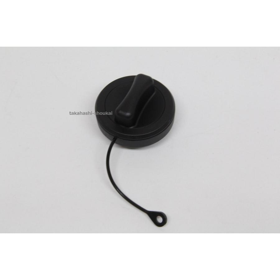 新品 燃料キャップ ＋ 取付リベット A2214700705・A2304700305・A2114700505・A1684700105 ...