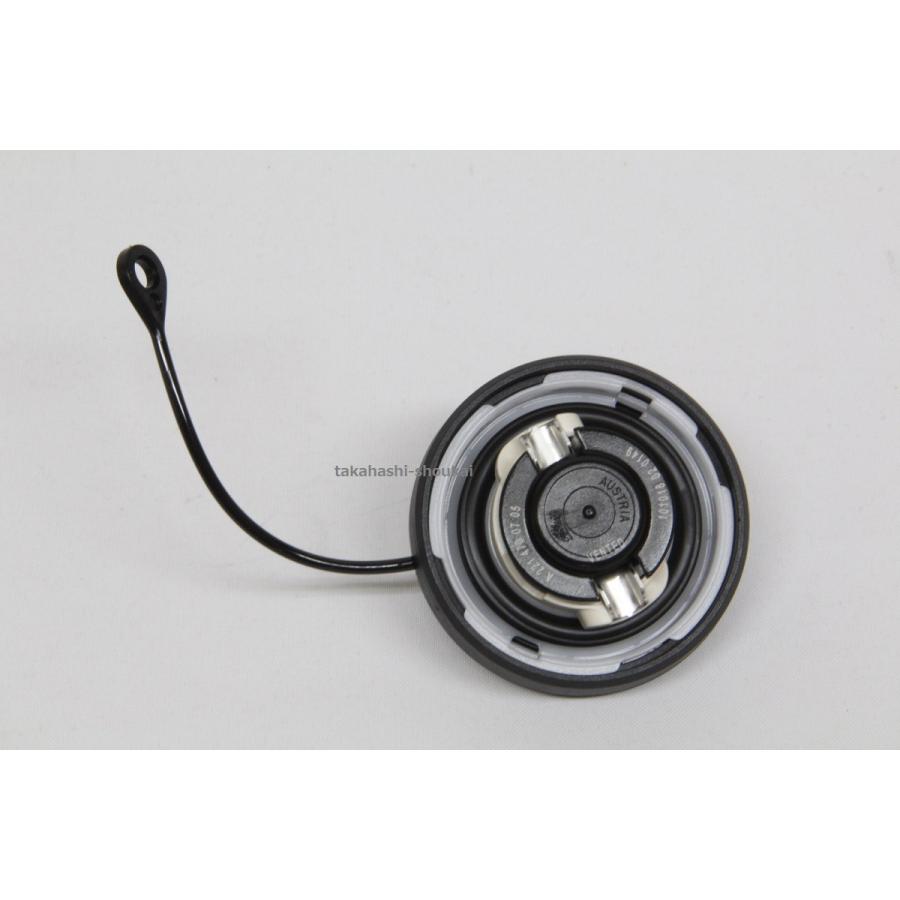 新品 燃料キャップ ＋ 取付リベット A2214700705・A2304700305・A2114700505・A1684700105 ...