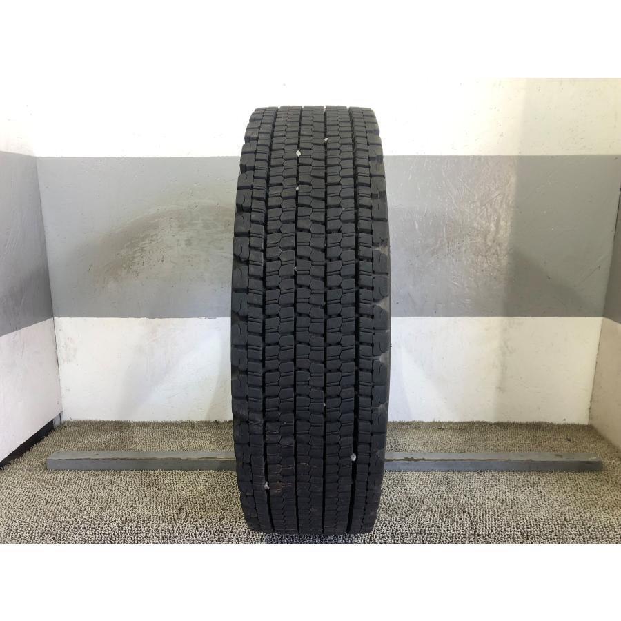 BRIDGESTONE 245/80r17.5 133/131 ブリヂストン W900 1本 2023年製 4515 トラックタイヤ (沖縄県・離島は発送不可 ...