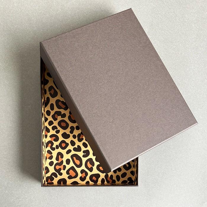 机 に 入る 道具箱 ~ SAFARI サファリ A4 ピッタリ サイズ アニマル柄 おしゃれ 収納ボックス 大人 子供 ランドセル に入る 紙製 小学校 日本製 書類 整理整頓 ...