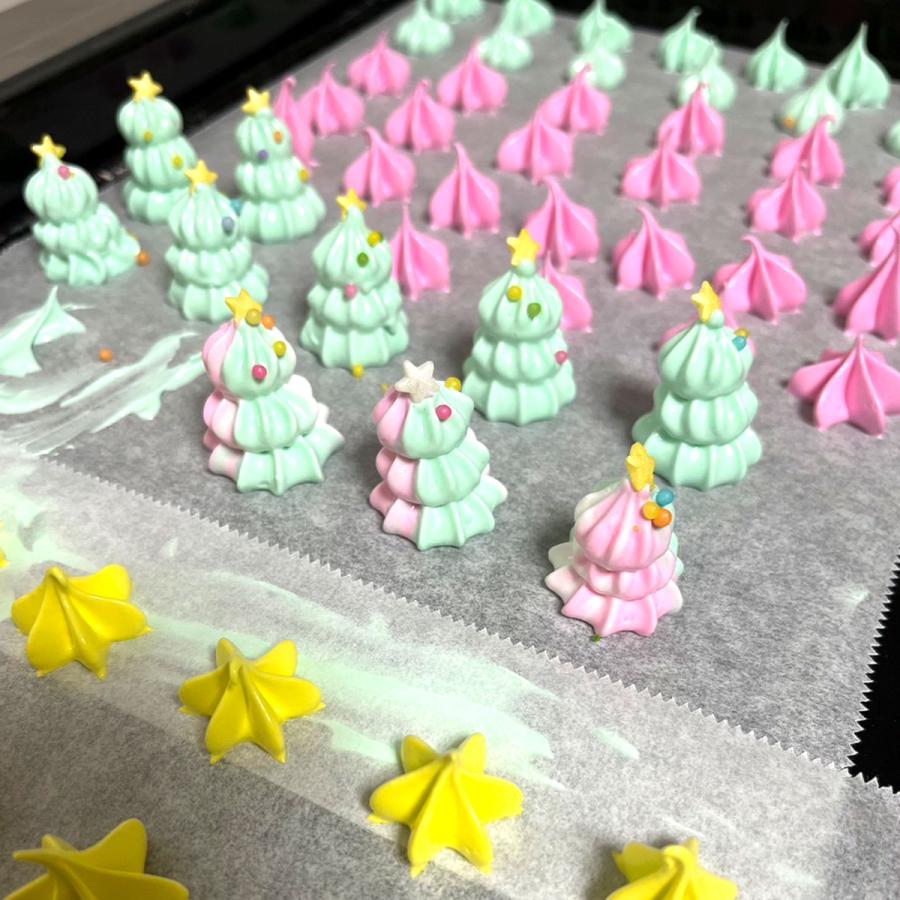 【たまごボーロ缶】サンタからの贈り物缶【MPN:90215】 クリスマス プレゼント : 90215 : たまごボーロ専門店 lecoco - 通販 - Yahoo!ショッピング