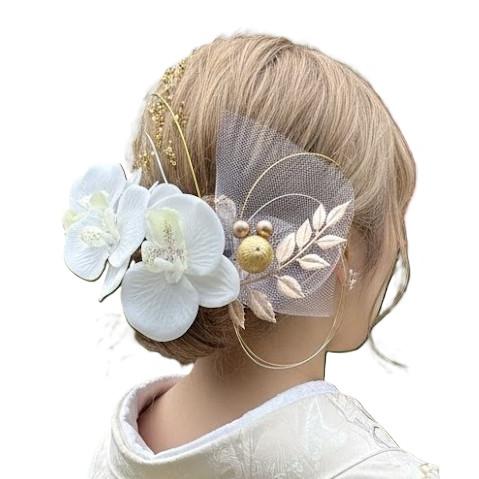 【国産 髪飾りTata8】造花胡蝶蘭×3輪 成人式 結婚式 卒業式 卒業袴 造花 振袖 和装 ウェディングドレス 袴 着物 ヘッドドレス チュール 白/ゴールド85b : tata80085b ...