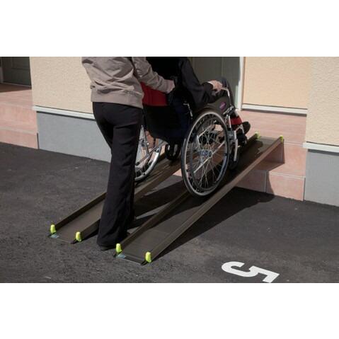 【送料無料】【メーカー直送品】【アイシン軽金属】軽々スロープ 1.05m SS105 333501 :333501:介護ショップYou&Aiヤフー店 - 通販 - Yahoo!ショッピング