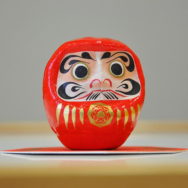 トーダン 万願だるまさん（豆：台座つき）1個 / 除災招福ごよみ KT-104 :KT-104:カレンダーのトーダン Yahoo!店 - 通販 - Yahoo!ショッピング