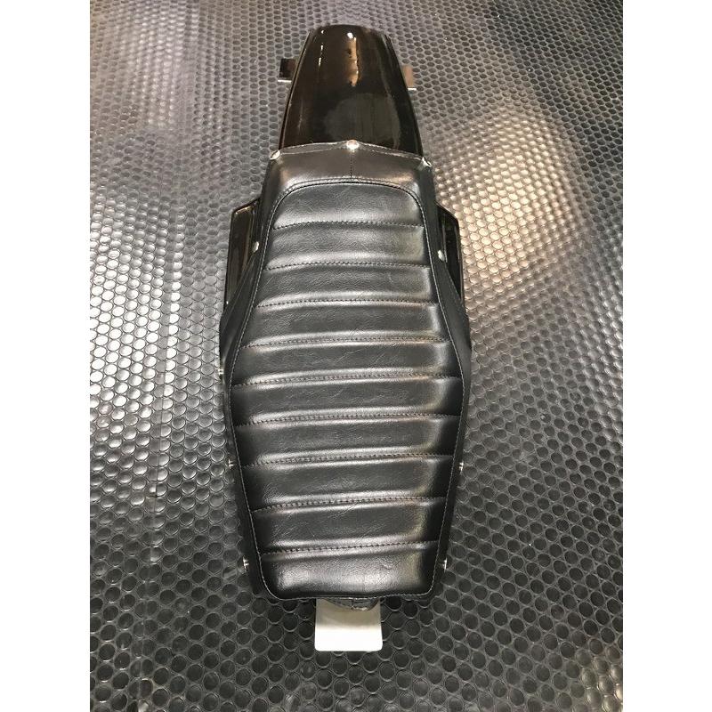 thf0002 XLCR TYPE Rear fender & Seat kit ストリート750用フェンダー＆シート : TEAM HIGH ...