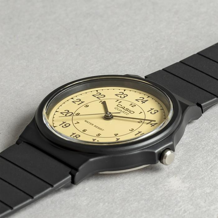 並行輸入品 日本未発売 訳あり 風防内ゴミあり CASIO STANDARD カシオ スタンダード MQ-24-9B 腕時計 時計 ブランド ...