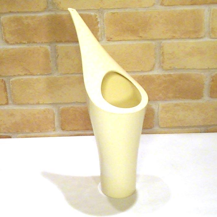 プラスチック 水差し ホワイト 0727-37 : 写真立てと雑貨・TKコレクション - 通販 - Yahoo!ショッピング