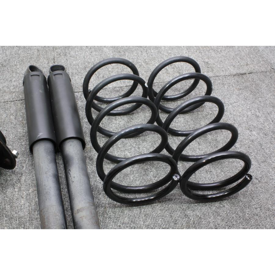 J111g テリオスキッド Cl H12年式 Ef Dem 4at 4wd 純正 ストラット サス アブソーバー 48510 87410 A 48520 97410 A 48530 87408