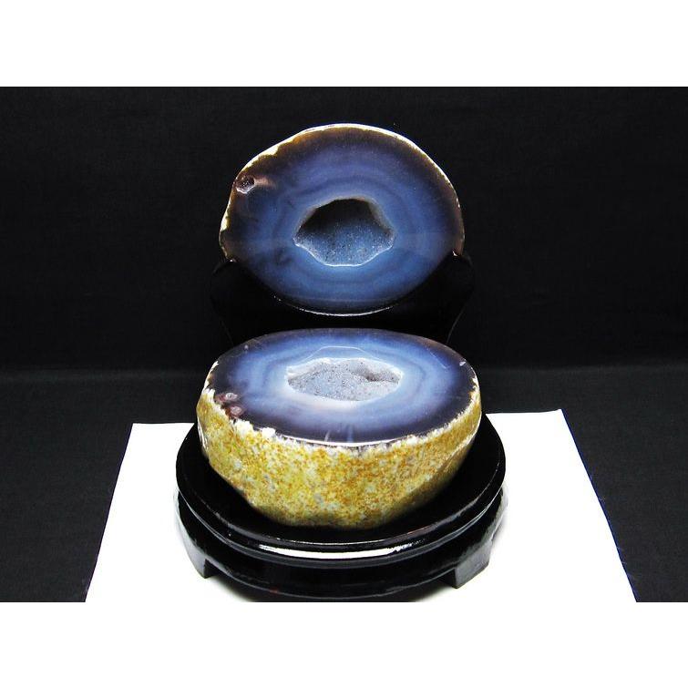 3.7Kg トレジャーメノウ 原石 置物 ジオード 風水 開運 台座付属 一点物 送料無料 175-1306 注文