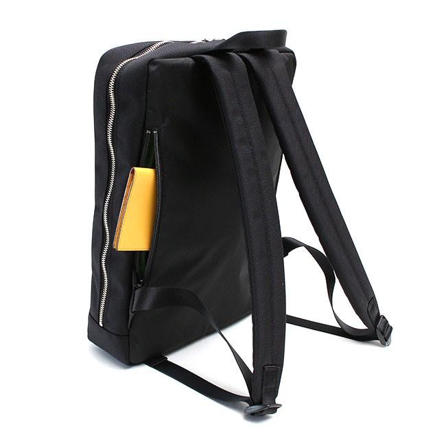 WONDER BAGGAGE（ワンダーバゲージ） リュックサック A4 対応