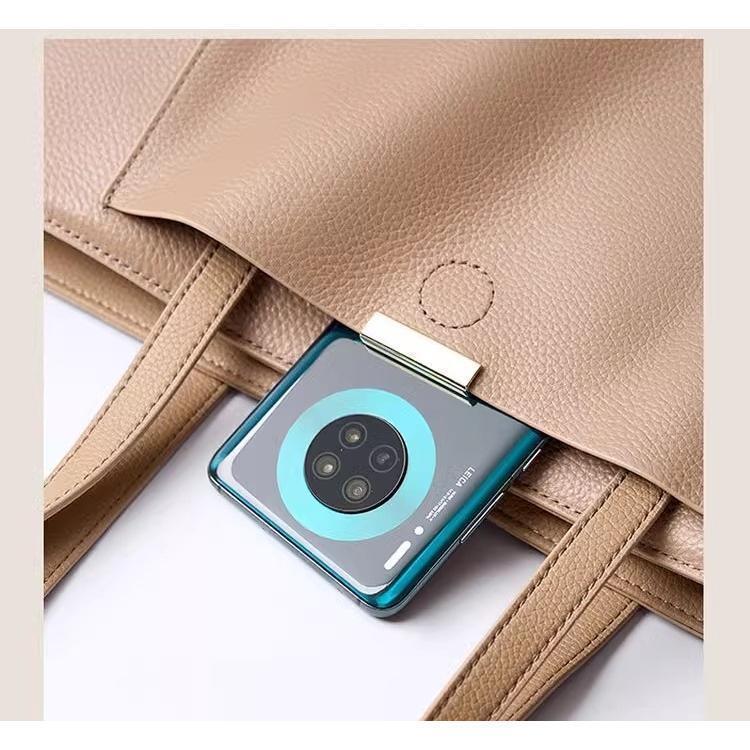 トートバッグ 牛革100% 革 本革 大きめ 耐摩擦 耐久 2WAY A4 B4 14インチPC対応 通勤 通学 カジュアル トート ビジネスバッグ 50代 40代 30代 20代 : 暮らし ...