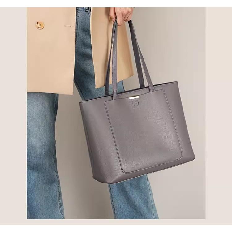 トートバッグ 牛革100% 革 本革 大きめ 耐摩擦 耐久 2WAY A4 B4 14インチPC対応 通勤 通学 カジュアル トート ビジネスバッグ 50代 40代 30代 20代 : 暮らし ...