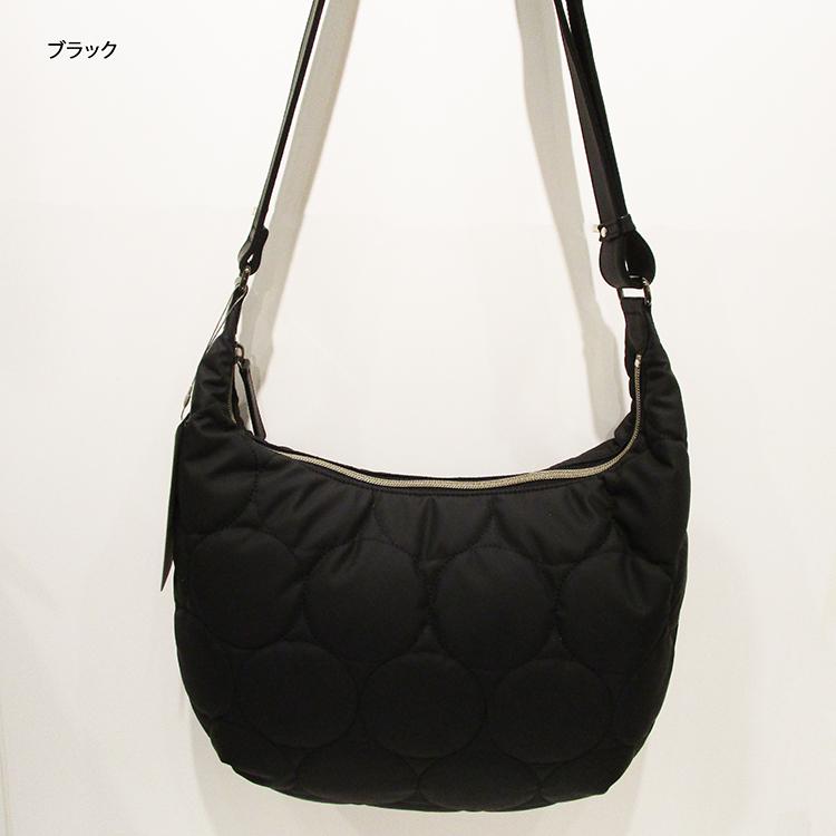 VIA DOAN ヴィア ドアン 牛革 本革 Parrot パロット ポリウレタン 微撥水ラバー加工 ドットステッチ キルティング 三日月形 ...