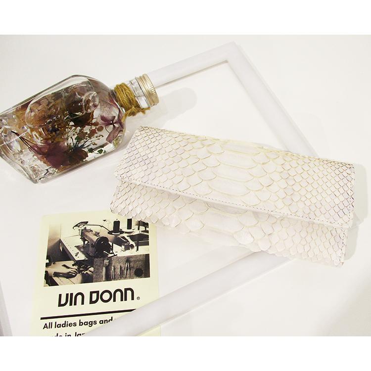 VIA DOAN ヴィア ドアン レザー 本革 Bran Python ブランパイソン ヘビ革 フラップ かぶせ スナップ式 ギャルソン型小銭入れ 長財布 ホワイト 457 : viadoan ...