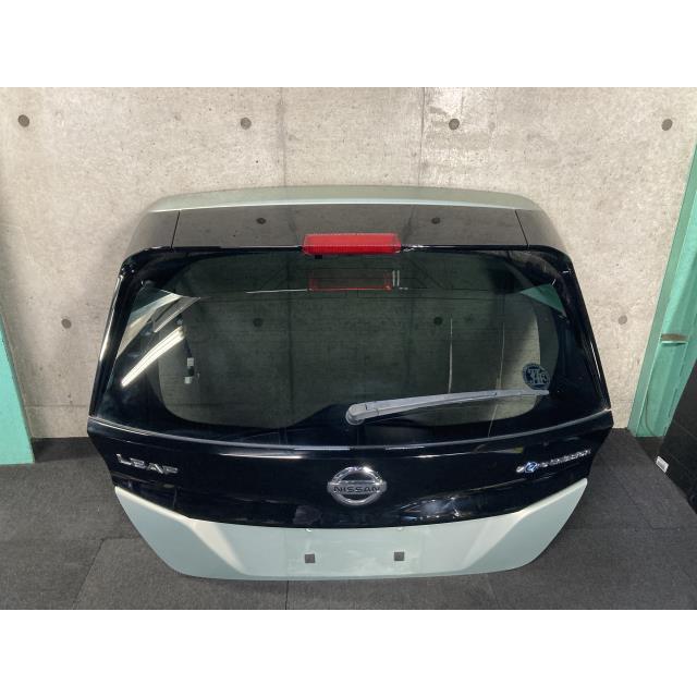 リーフ 日産 ZAA-ZE1 バックドア/ゲート ライトグリーン/KBR 小キズ少 カメラ付 H30 ※個人宅には発送不可 K010M-5SKAB ☆即決 : トリプル・アール - 通販 ...