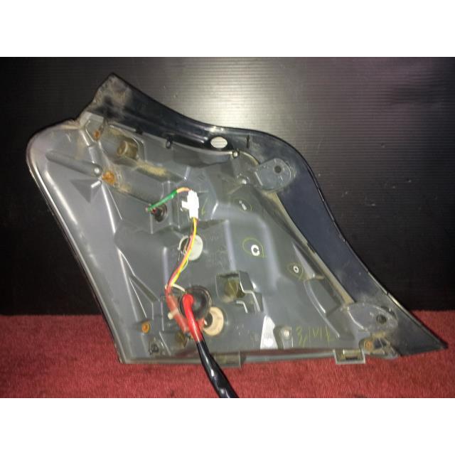 SAI トヨタ DAA-AZK10 右テールランプ LED(点灯確認済み) H22 81550-75010 ☆即決 : 202412131115500 : トリプル・アール - 通販 ...