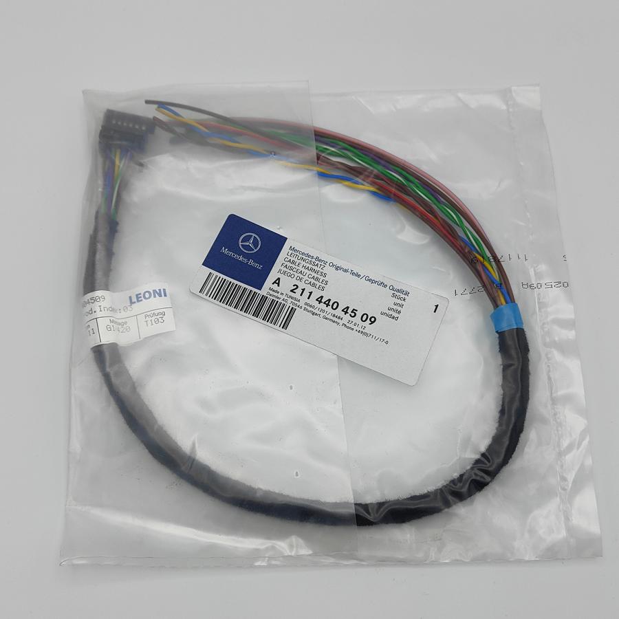 Mercedes-Benz（メルセデス・ベンツ） 純正 部品 リペア用ステアリング・ホイール・ハーネス (主に211用) 2114404599 ...