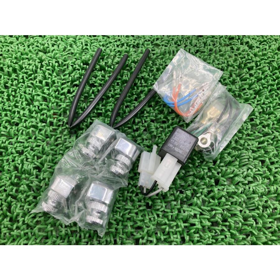 デイトナ製モンキー ゴリラ LEDウインカーステーセット 70213 社外 中古 バイク 部品 12V LEDウインカー対応リレー付き 73 ...