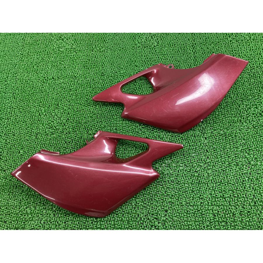 バリオス サイドカバー 左右 赤 36001-1462/36001-1463 カワサキ 純正 中古 ZR250A 36001-1462 36001-1463 BALIUS 修復素材に 品薄 ...