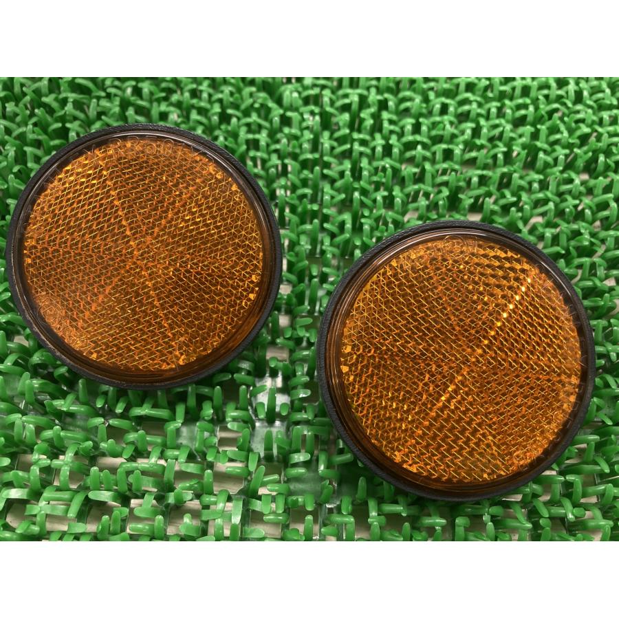 YZF-R1 フロントリフレクター 左右 072-0789 ヤマハ 純正 中古 YZF-R25 YZF-R3にも 反射板 割れ欠け無し コンディション良好 品薄 :22309193:ティー ...