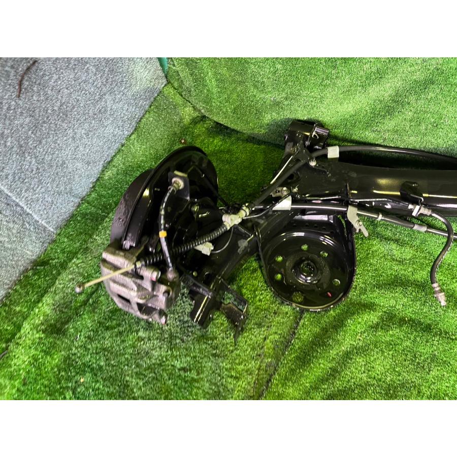 H26年 80系(ZWR80) ノア/ヴォクシー HV リアアクスルビーム 中古品 即決 0030098 230818 M メン置き : 辻井商店 2号店 - 通販 - Yahoo!ショッピング