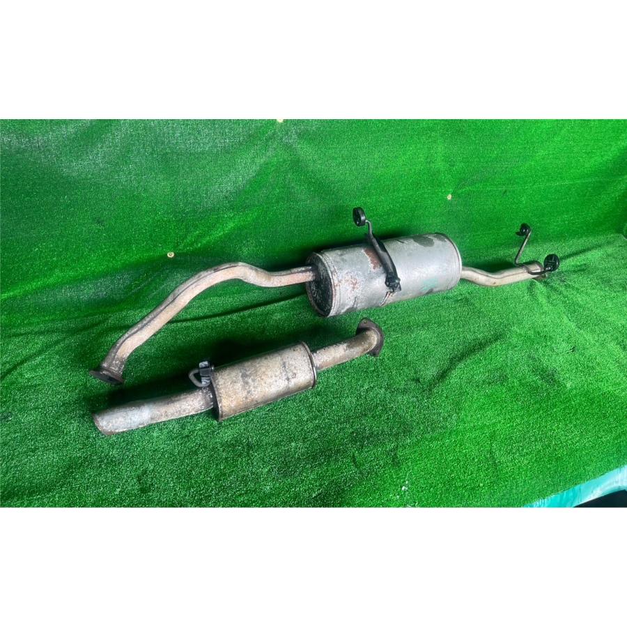H8年 100系ハイエース スーパーカスタム 純正マフラー 中古品 即決 1031434 241019 TK ヤード南下在庫 : 辻井商店 2号店 - 通販 - Yahoo!ショッピング