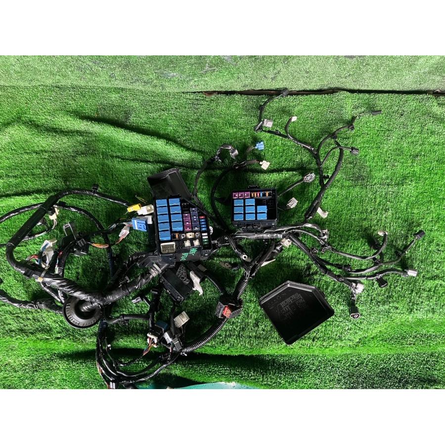 H28年 HA36S アルト ワークス エンジンルーム内 ハーネス ワイヤー ヒューズボックス 中古品 即決 875602 240926 TK ヤード北下在庫 : 辻井商店 2号店 - 通販 ...