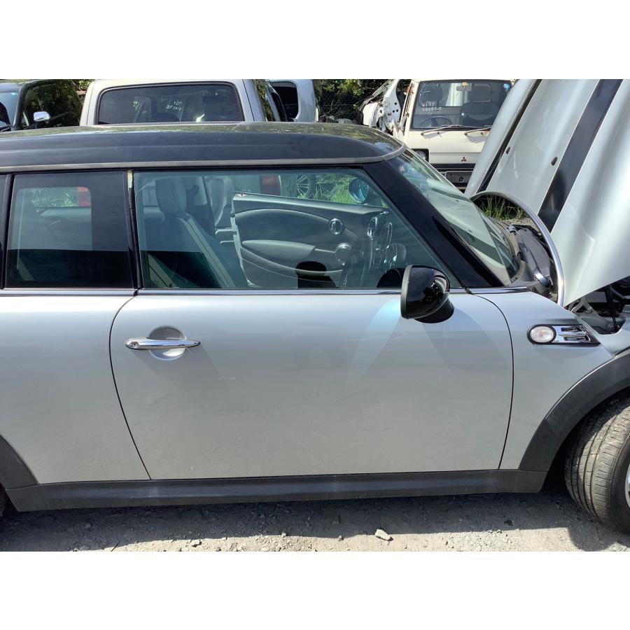 H20年 ABA-ML16 R55 BMW ミニクーパー クラブマン 右フロントドア ガラス付 カラー900 中古品 即決 95429 ...