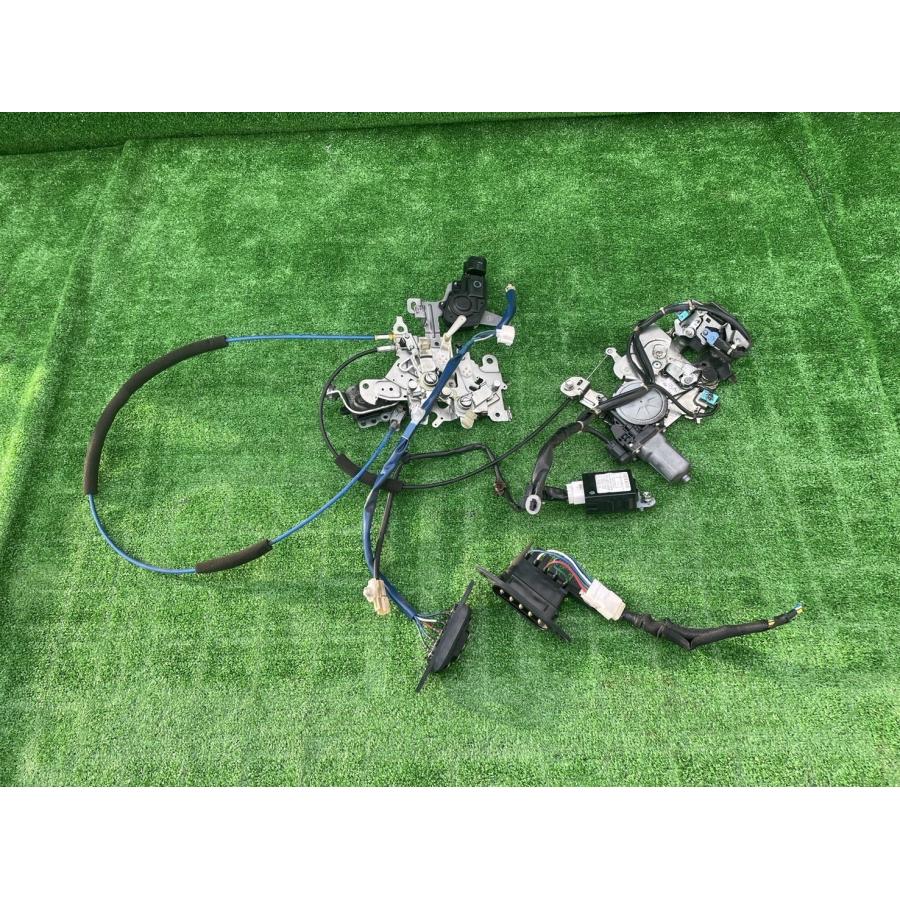 H23年 200系ハイエース スーパーGL 右スライドイージークローザー ドアロック 412310-10050 中古品 即決 0133064 250506 TK 工場棚 : 辻井商店 2号店 ...