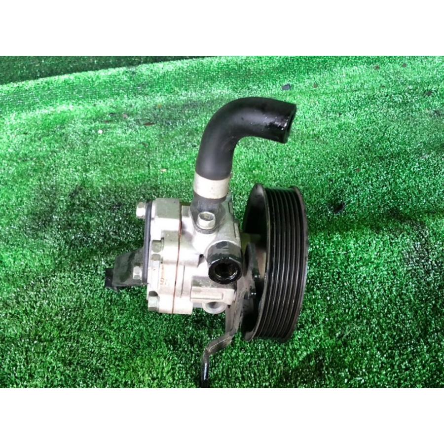 H27年 26系キャラバン(VR2E26) NV350 パワステポンプ QR20 D9110 3XM0D 中古品 即決 025832 ...