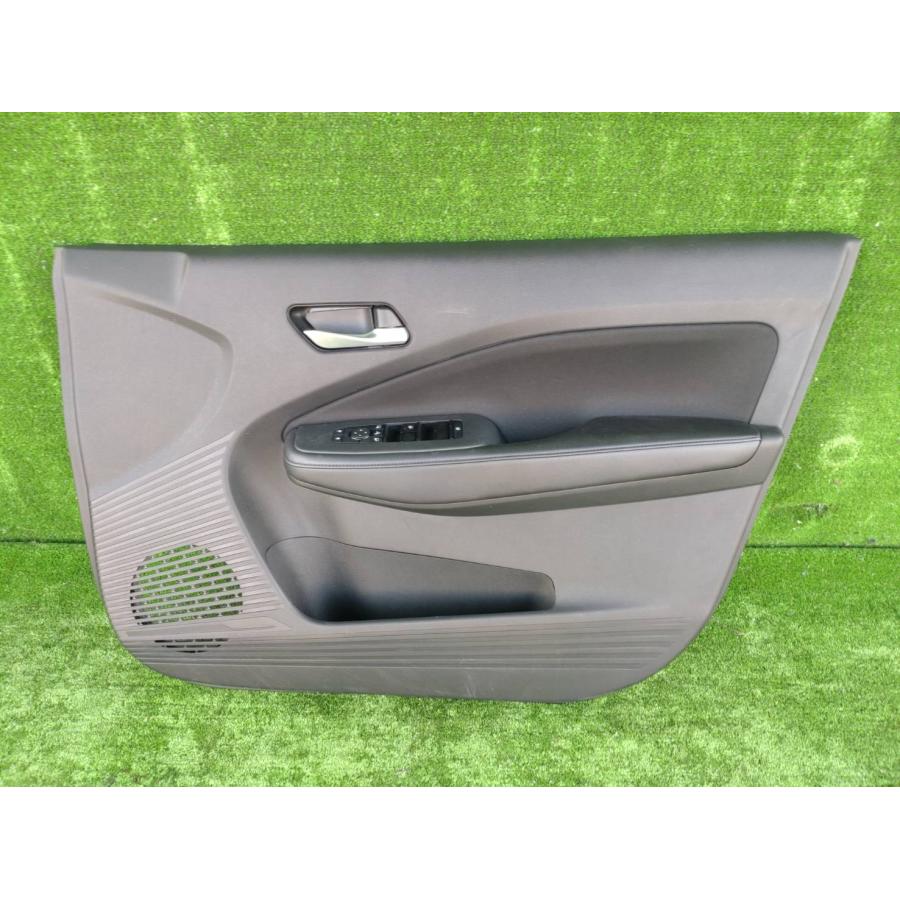 R4年 E13 ノート e-POWER 右フロントドア内張り スイッチ付き 中古品 即決 098378 240907 MT コンテナ在庫 : 中古部品販売 辻井商店 ヤフー店 - 通販 ...
