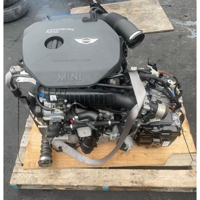 H29年 DBA-LN15 F54 BMW ミニクーパー クラブマン エンジン＆ミッション B38A15A 24,033km AT オートマ ...