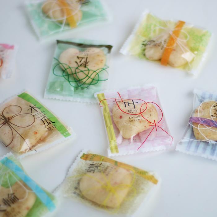 徳用心結び・えび塩味 104g おかき あられ おつまみ お菓子 個包装 業務用 : おつまみの専門店 月ヶ瀬 - 通販 - Yahoo!ショッピング