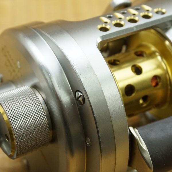 シマノ 04カルカッタコンクエスト 101DC/N580M ベイトリール シマノ 04カルカッタコンクエスト 101DC/N580M ベイトリール