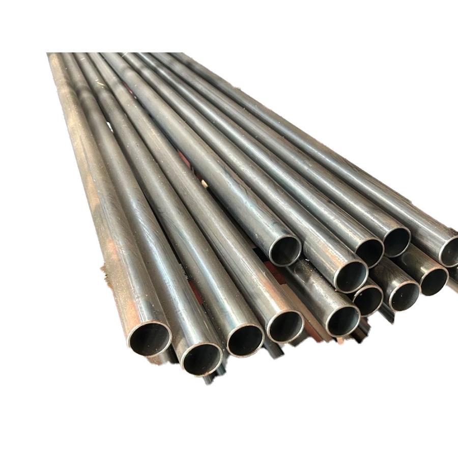 現場屋さん 黒ガス管 SGP 呼び径40A 外径 約48.6ミリ×肉厚 厚さ 約3.5ミリ 長さ1.5m 重量 約5.84kg 丸一鋼管 配管用炭素鋼鋼管 JIS G 3452 : kuro ...